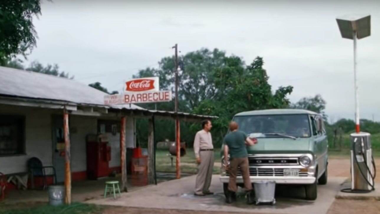 Little Roadstop of Horrors: 10 Horror Movie Pit Stops and Roadside ...