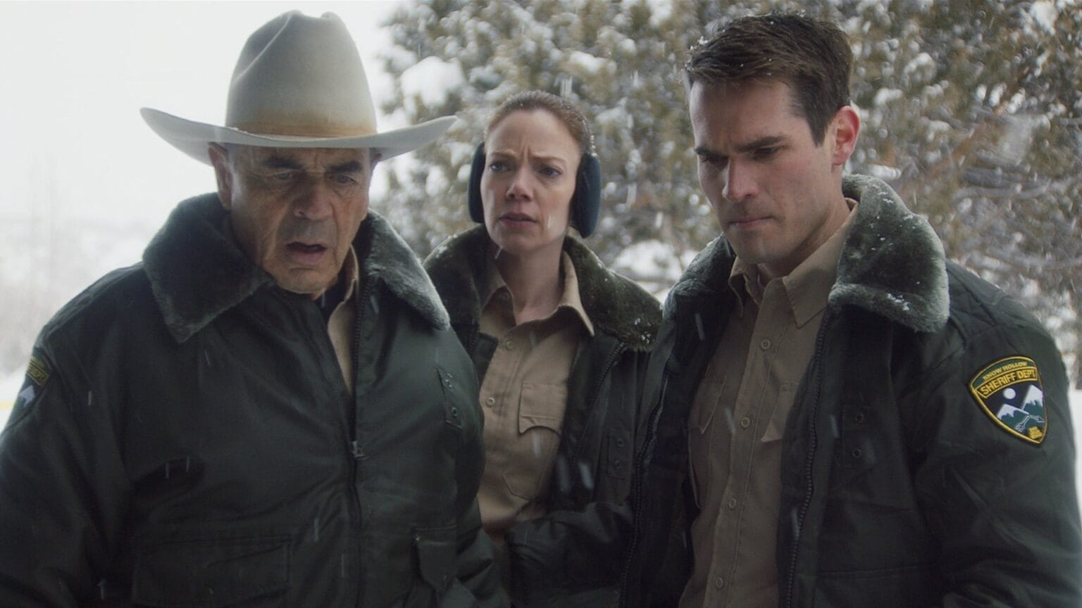 Howl in the Snow: 7 Wintery Werewolf Horror Movies to Watch This Season ...